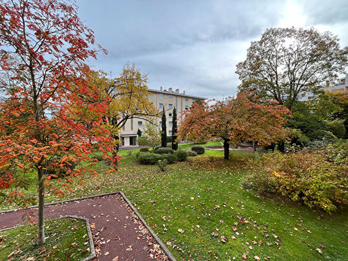 Appartement à vendre - Saint-Cloud, Fouilleuse, Val dOr - 6 pièces - 2 chambres