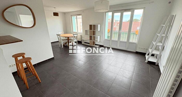 Centre Ville, Valence : Appartement 4 pièces à louer