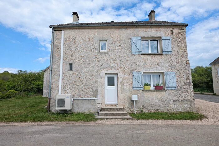 Maison à vendre - Saâcy-sur-Marne - 6 pièces - 5 chambres