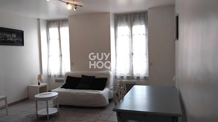 Le Bourg Centre, Soisy-sur-Seine : Appartement 1 pièce à louer