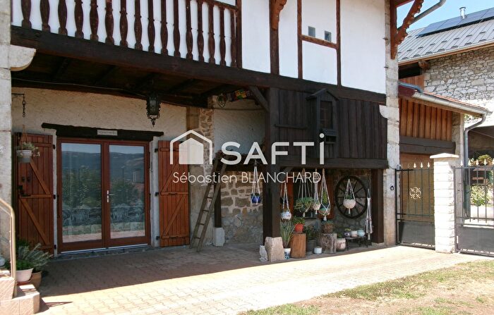 Maison 5 pièces à vendre - Ruffieu