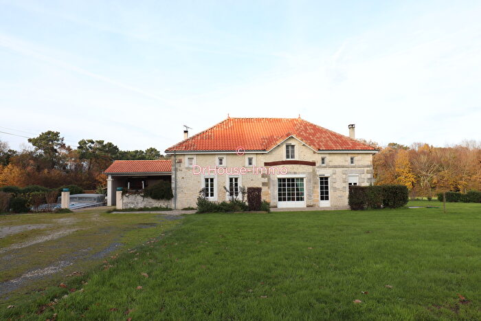 Villexavier : Maison 8 pièces à vendre