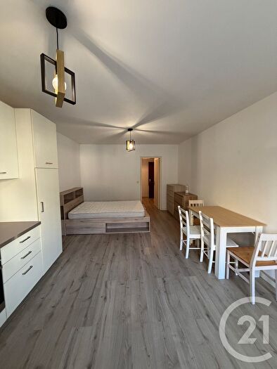 Appartement à louer - Bastia, Centre-ville, Cardo - 1 pièce