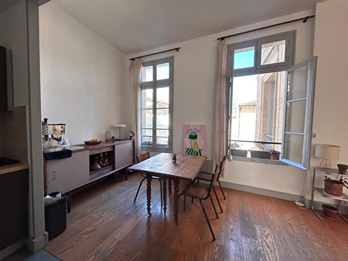 Appartement à louer - Avignon, Palais des Papes, Zone Piétonne - 2 pièces - 1 chambre