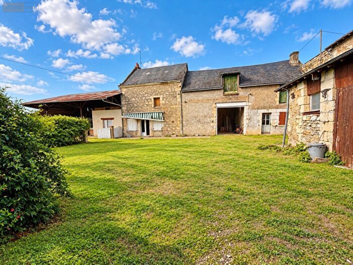 Maison 4 pièces à Chinon, à vendre