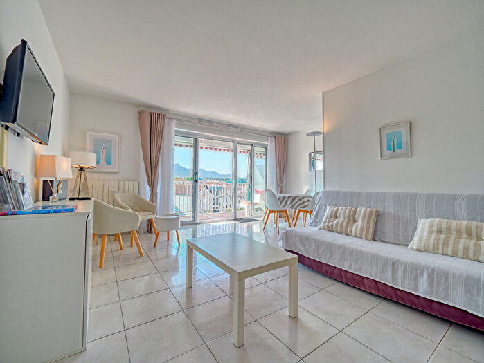 Appartement à vendre - Saint-Jean-de-Luz, Centre-ville - 1 pièce - 1 chambre