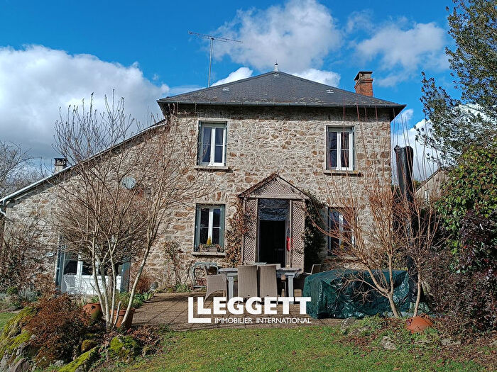 Maison 7 pièces à vendre à Azat-Châtenet