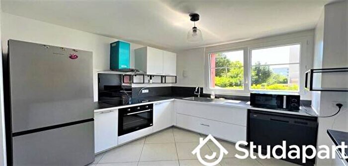 Appartement à louer - Saint Germain, Le Chesnay-Rocquencourt - 1 pièce - 2 chambres