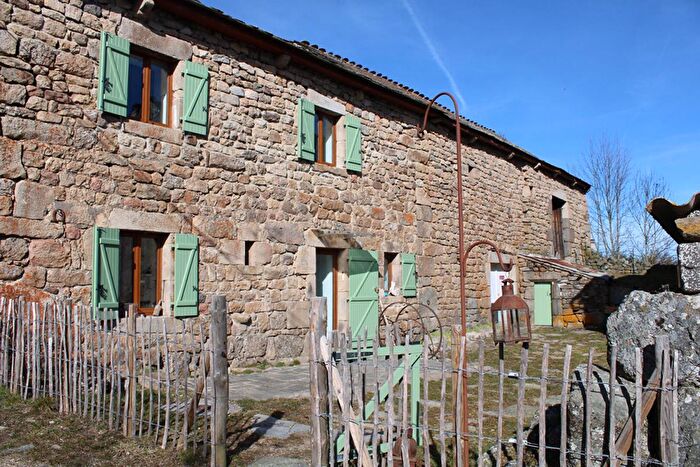 Maison à vendre - Grandrieu - 4 pièces - 3 chambres