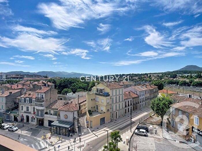 Aubagne, Centre-ville, Beaumond : Appartement 4 pièces à vendre