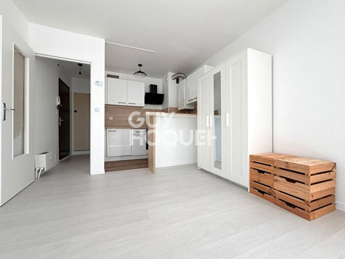 Appartement à louer - Saint Patrice, Bayeux - 1 pièce