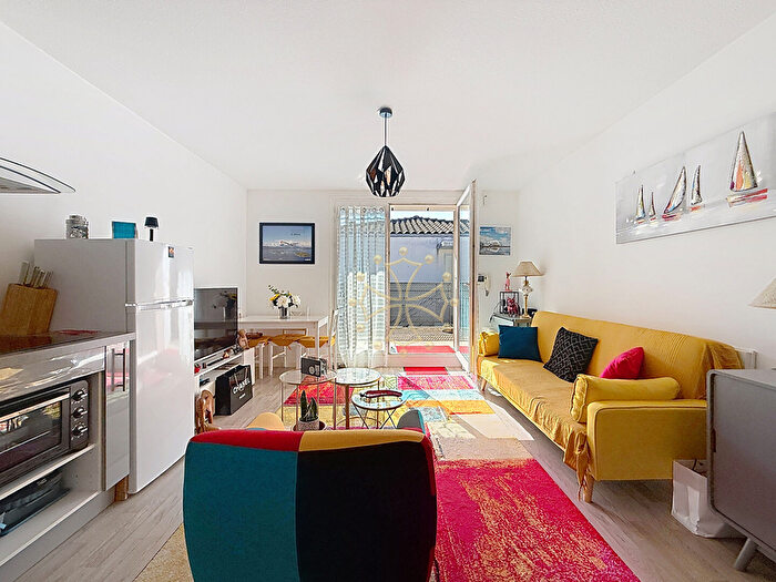 Appartement à vendre - Saint-Jean - 2 pièces - 1 chambre