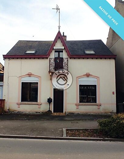 Maison à vendre - Aulnoye-Aymeries - 5 pièces - 4 chambres