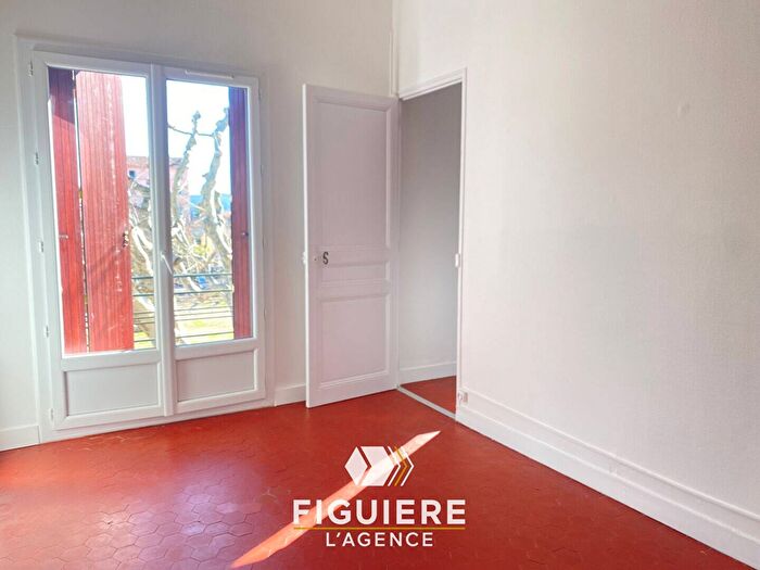 Appartement à louer - Centre Ville, Aix-en-Provence - 3 pièces - 2 chambres