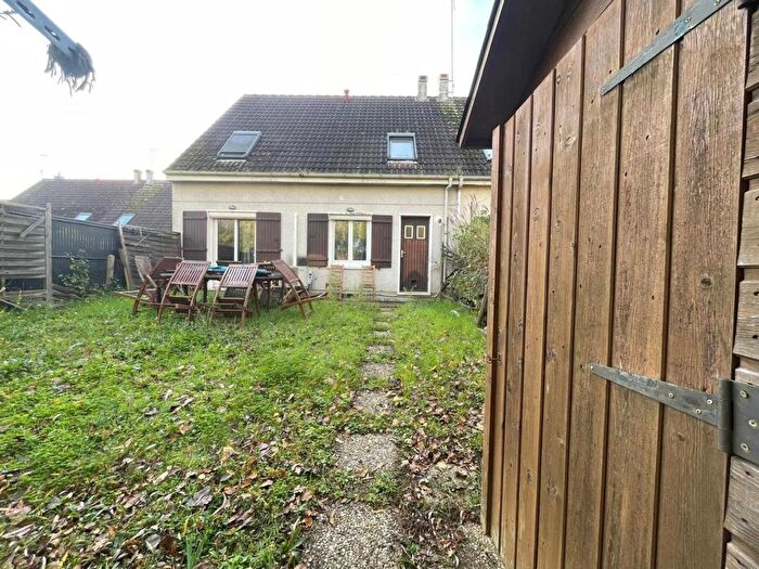 Maison à vendre - Amilly - 5 pièces - 3 chambres