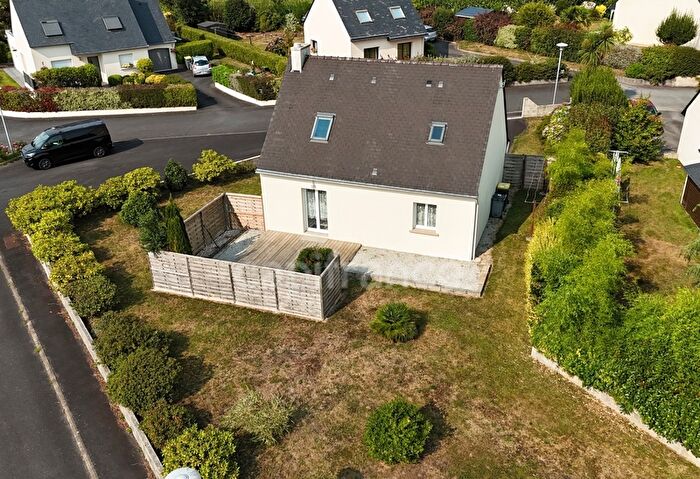 Maison à vendre - Pleyben - 5 pièces - 1 chambre