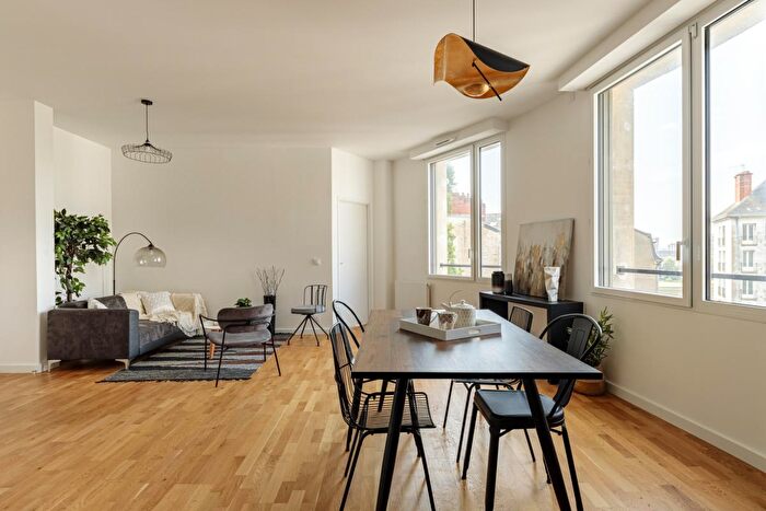 Appartement à vendre - Nantes, Centre-ville - 4 pièces - 3 chambres