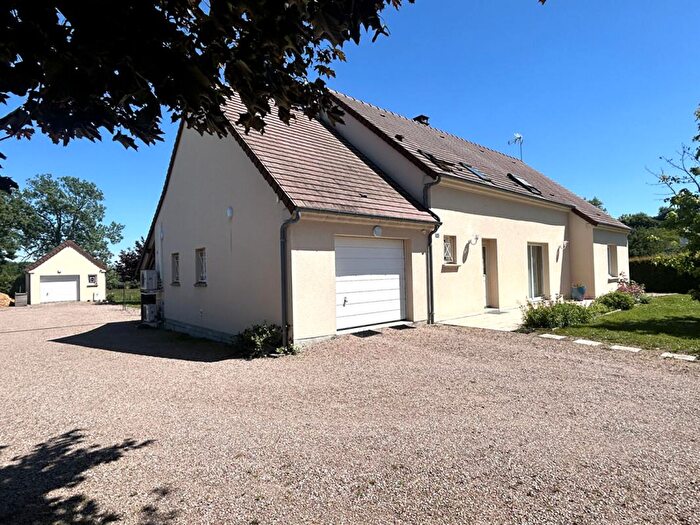 Maison 8 pièces à Marzy, à vendre