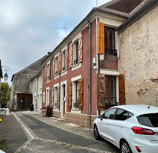 Maison à vendre - Champeaux - 5 pièces - 3 chambres