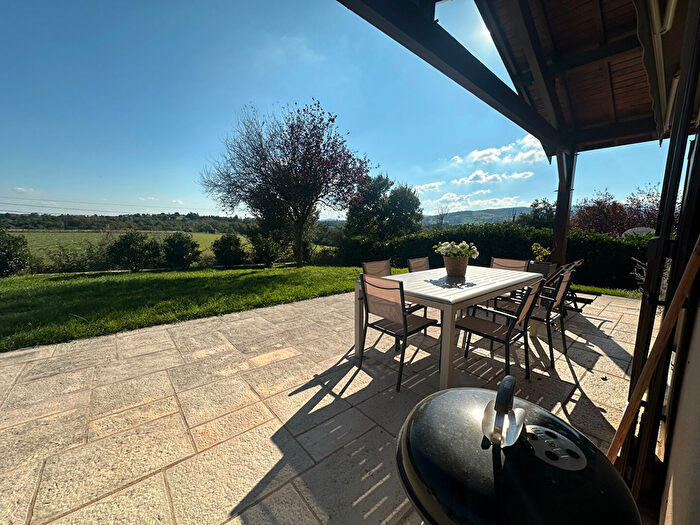 Maison à vendre - Vaugneray - 5 pièces - 4 chambres