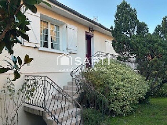 Maison à vendre - Châtellerault, Est - 4 pièces - 3 chambres