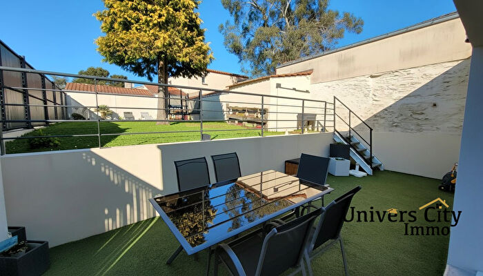 Maison à vendre - Pont-Saint-Martin - 5 pièces - 3 chambres