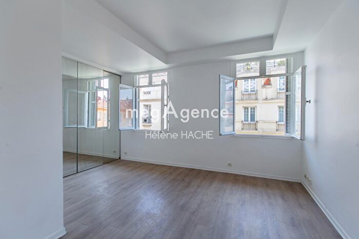 Appartement 2 pièces à vendre - Nice, Carré d'or