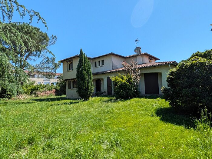 Villate - Maison 6 pièces à vendre