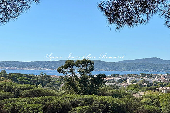 Maison à vendre - Sainte-Maxime, Saquèdes, Quilladou, Garonnette, Golfe - 5 pièces - 4 chambres