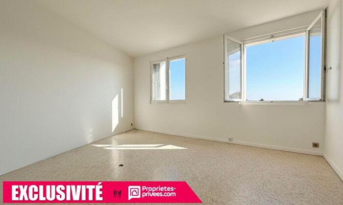 Appartement à vendre - Tulle, Centre-ville - 2 pièces - 1 chambre