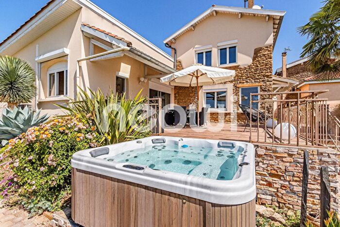 Pommiers : Maison 6 pièces à vendre