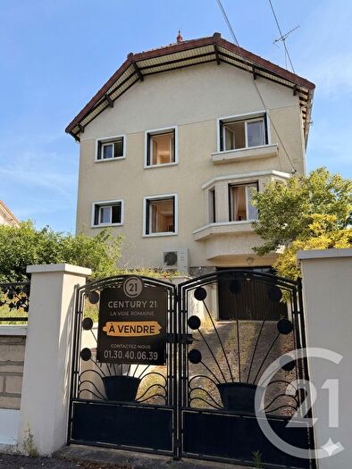 Beauchamp - Maison 8 pièces à vendre
