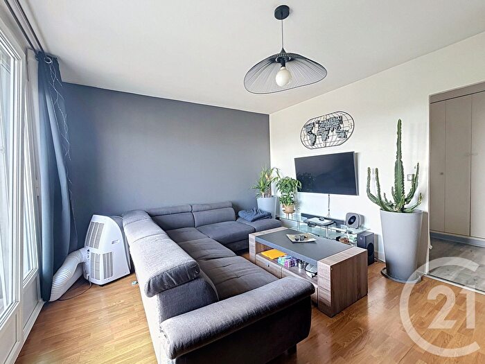 Montereau-Fault-Yonne, Ville basse - Appartement 2 pièces à vendre