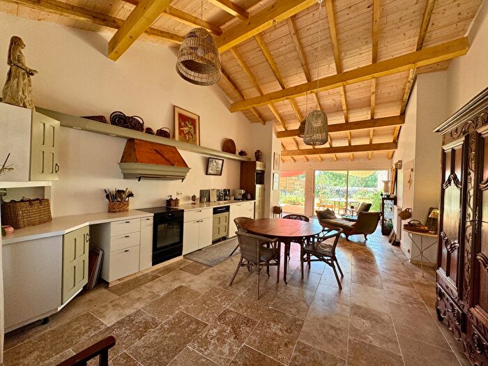 Maison 5 pièces à Monsempron-Libos, à vendre