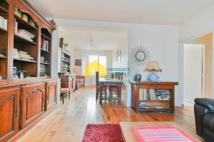 Appartement à vendre - Sainte-Geneviève-des-Bois, Le Perray - 4 pièces - 2 chambres