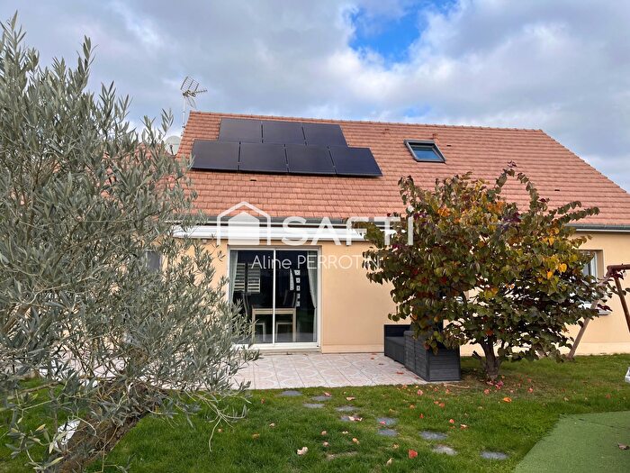 Maison à vendre - Vion - 6 pièces - 5 chambres