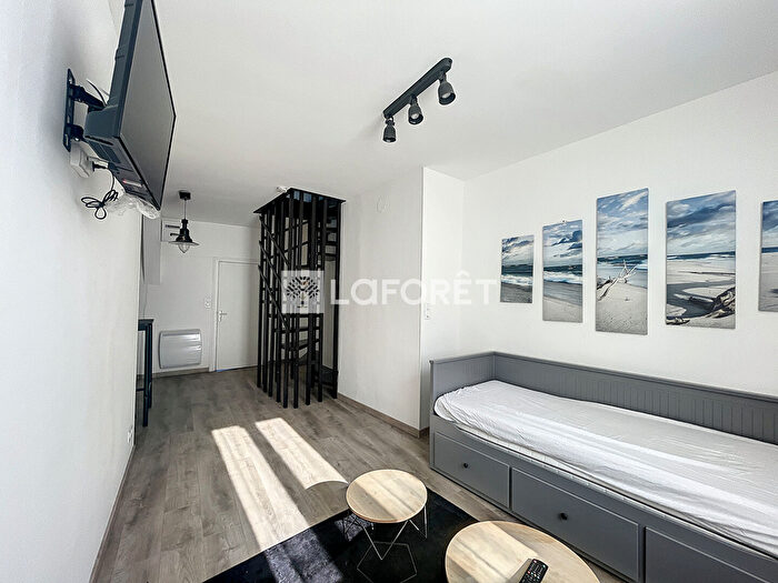 Appartement à louer - Dijon, Centre-ville - 2 pièces - 1 chambre