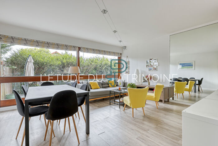 Appartement à vendre - LHaÿ-les-Roses, Centre-ville - 4 pièces - 3 chambres