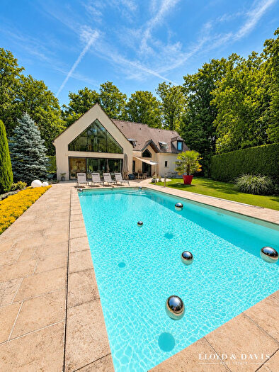 Maison 7 pièces à vendre à Lamorlaye