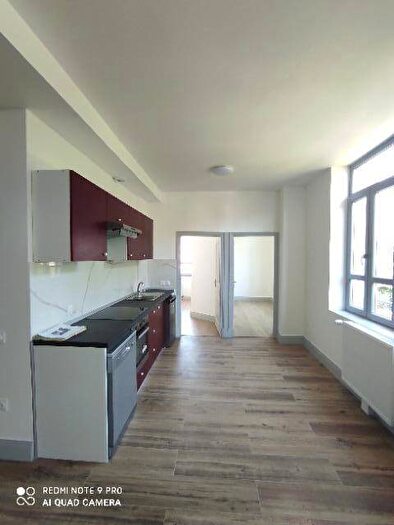 Appartement à louer - Bourg-en-Bresse - 3 pièces - 2 chambres