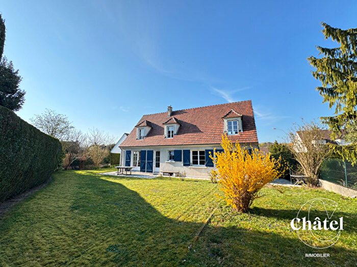 Maison à louer - Senlis, Brichebay - 6 pièces - 4 chambres