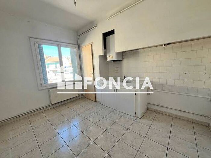 Emile Zola, Béziers : Appartement 3 pièces à louer