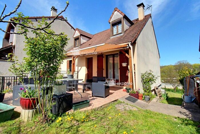 Maison à vendre - Ris-Orangis, Grand-Bourg - 5 pièces - 3 chambres