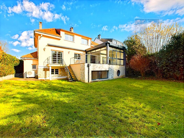 Maison 8 pièces à Verrières-le-Buisson, Justice, Amblainvilliers, à vendre