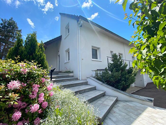 Cravanche : Maison 9 pièces à vendre