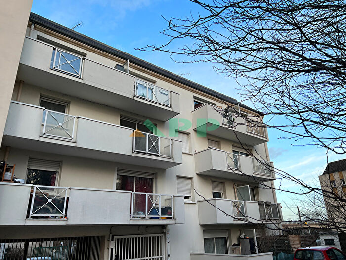 Appartement 2 pièces à vendre à Juvisy-sur-Orge, Centre-ville, Entrevoies, Seine