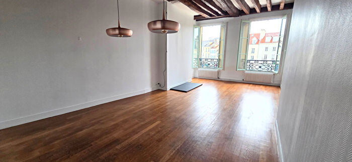 Appartement à louer - Saint-Germain-en-Laye, Centre-ville, Quartiers forestiers - 4 pièces - 3 chambres