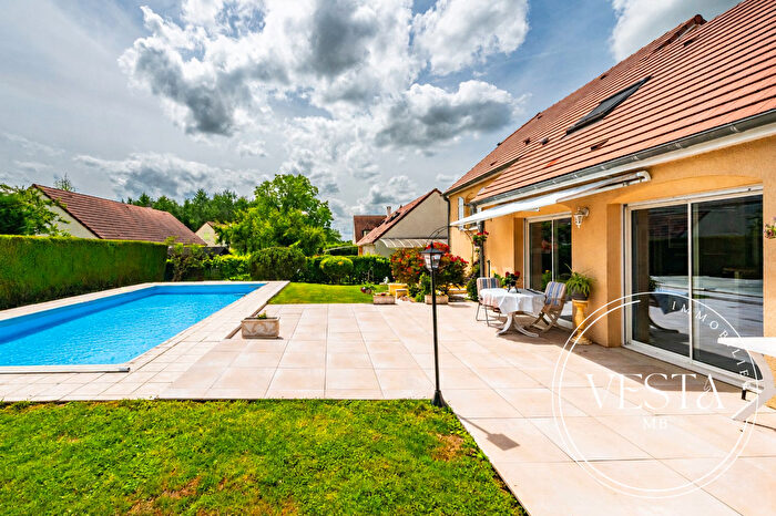 Mirebeau-sur-Bèze - Maison 5 pièces à vendre