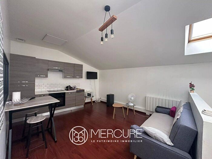Trois Quartiers-Centre Ville, Poitiers : Appartement 2 pièces à louer