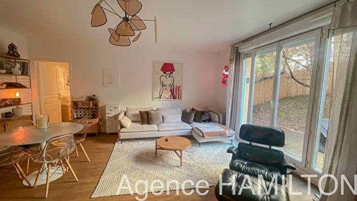Appartement 4 pièces à Garches, Centre-ville, Mairie, à vendre